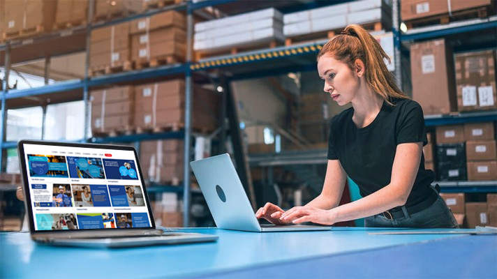 Workplace Digital Signage | Vibe.fyi