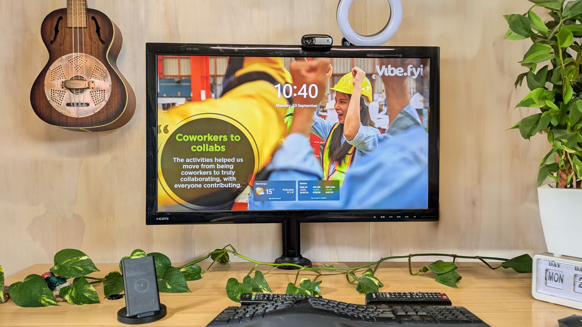 Corporate Screensaver, Lock Screen & Background Software | Vibe.fyi